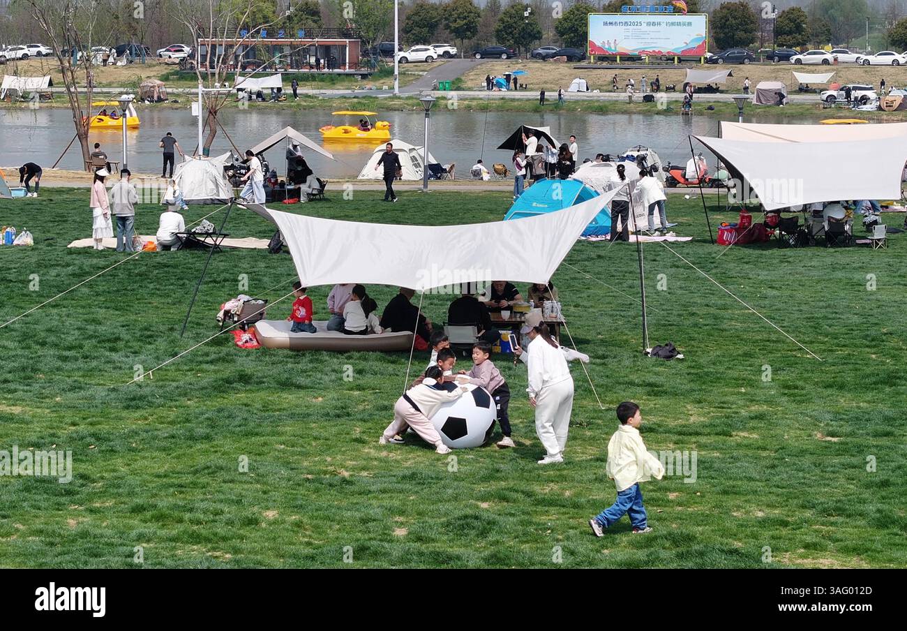 People enjoy spring time outdoors in Yangzhou City, east China's ...