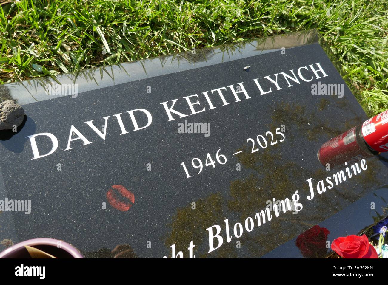 Los Angeles, California, USA 7th April 2025 Director David Lynch Grave ...