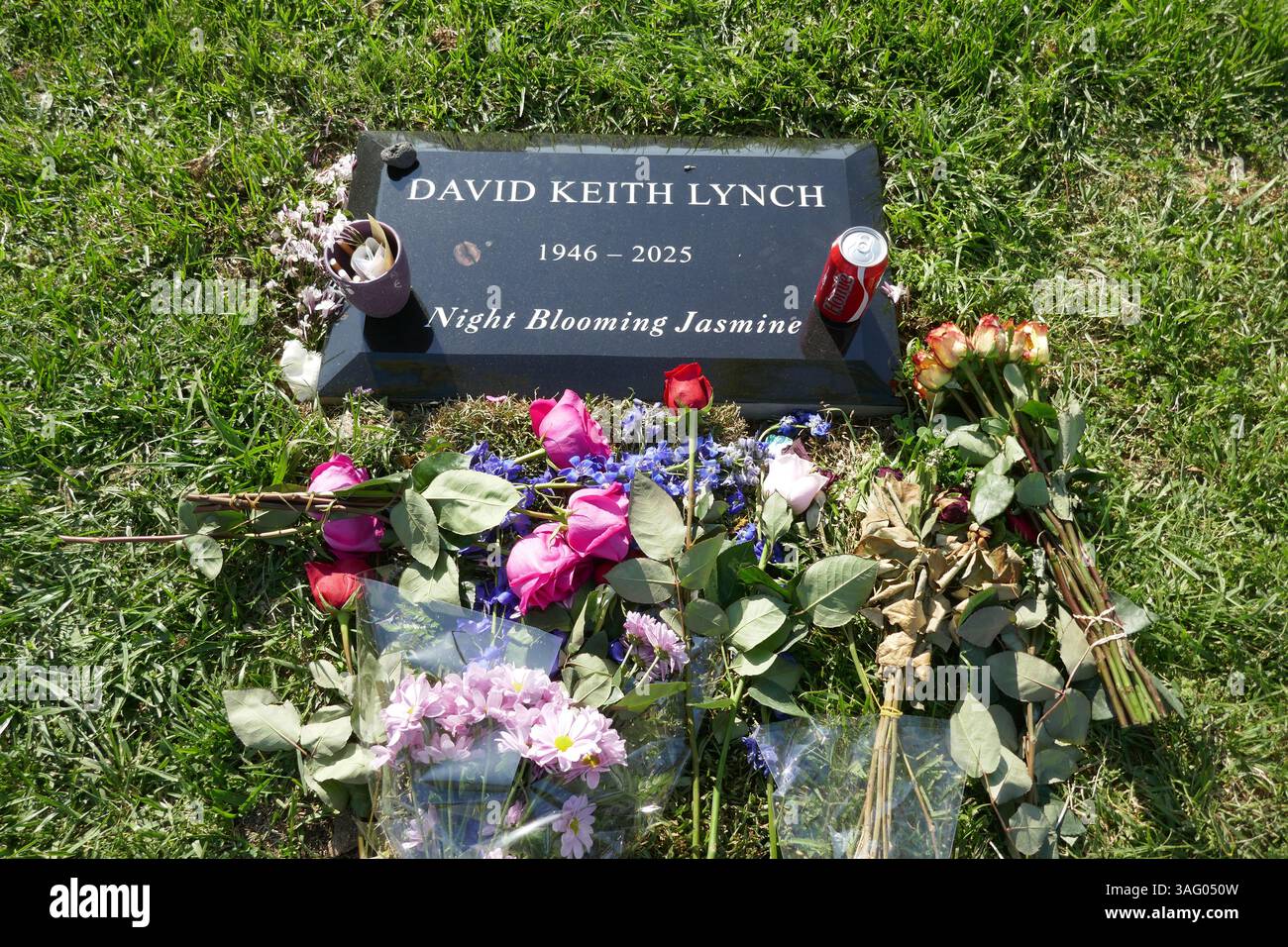Los Angeles, California, USA 7th April 2025 Director David Lynch Grave ...