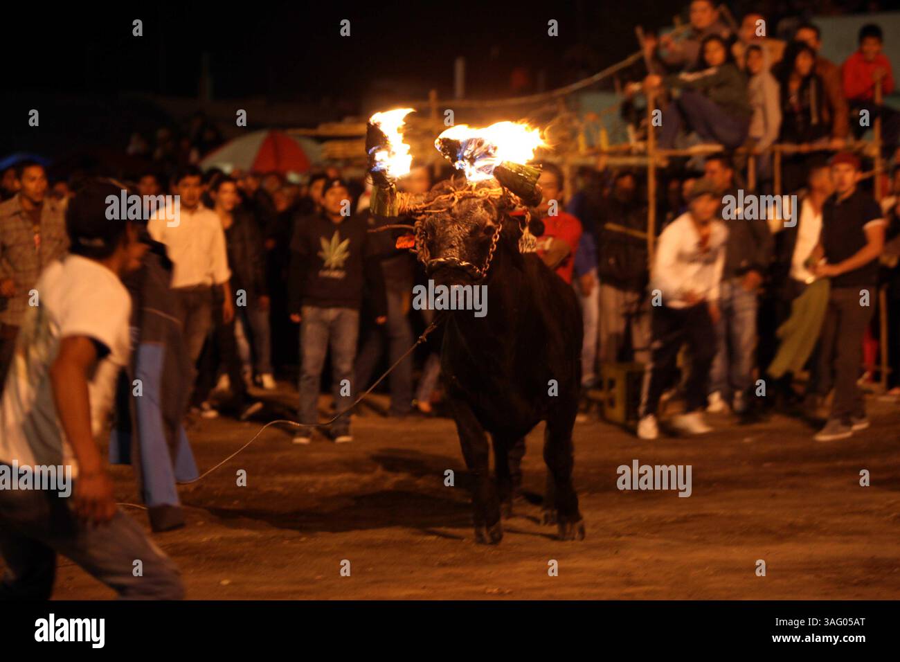Mira en la foto hi-res stock photography and images - Alamy