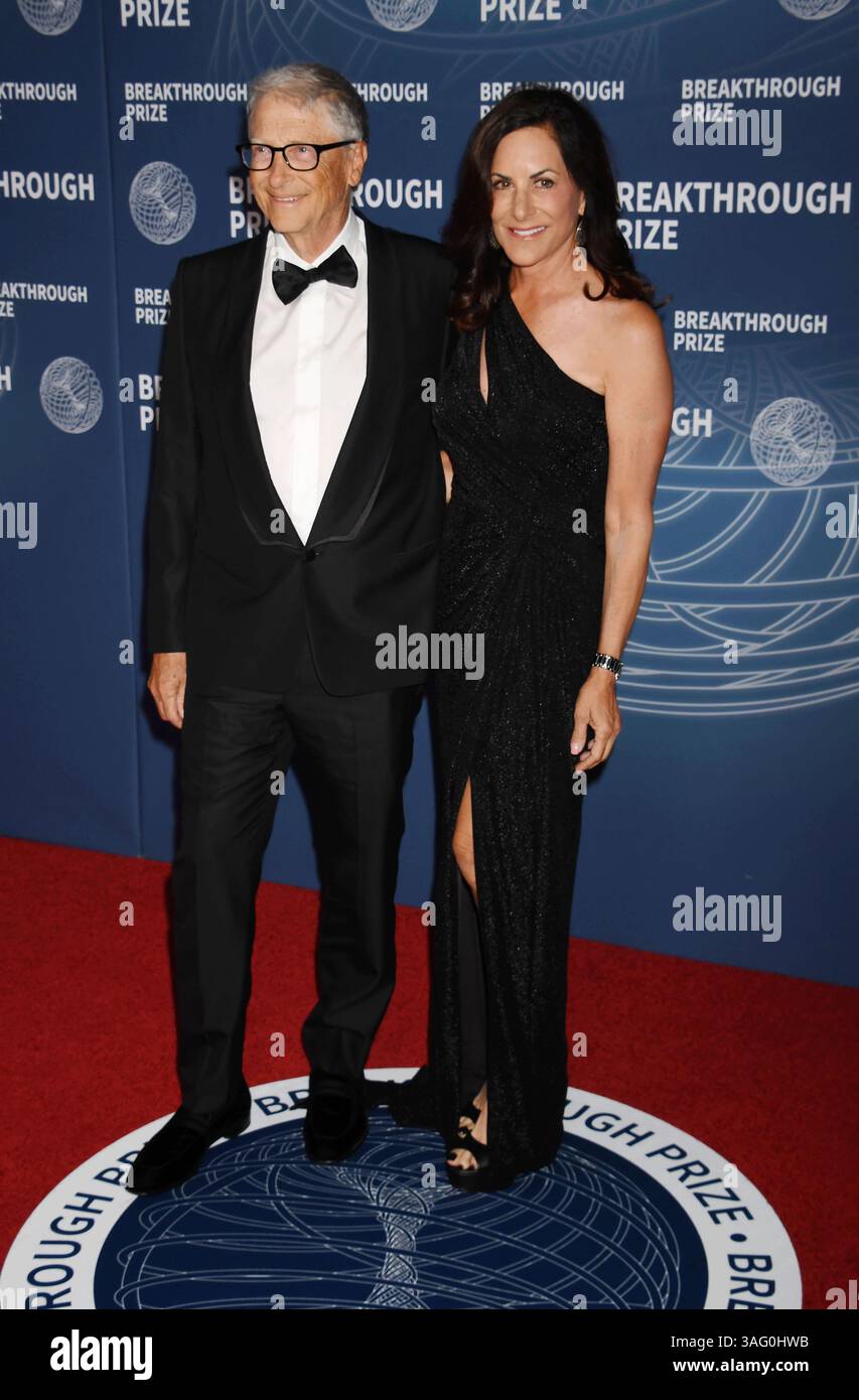 SANTA MONICA, CALIFORNIA - APRIL 05: Bill Gates and Paula Hurd attend ...