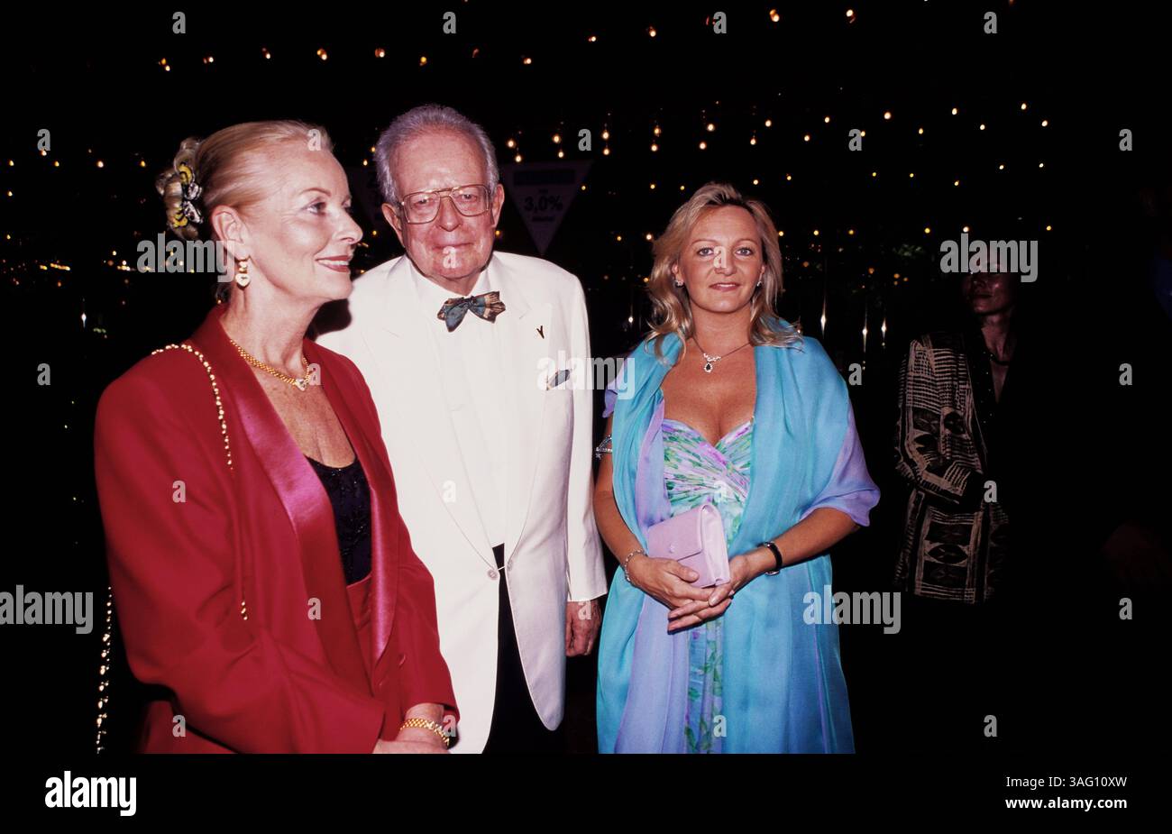 Gäste auf dem Fest der Lisa Film Produktion: Angelika Spiehs, Ehefrau ...