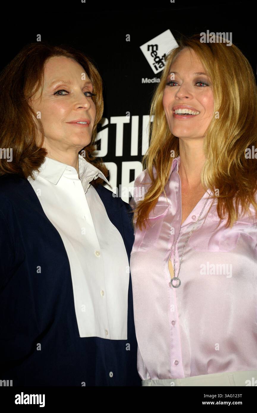 Jeri Ryan & Marina Sirtis attends the Destination Star Trek event at ...