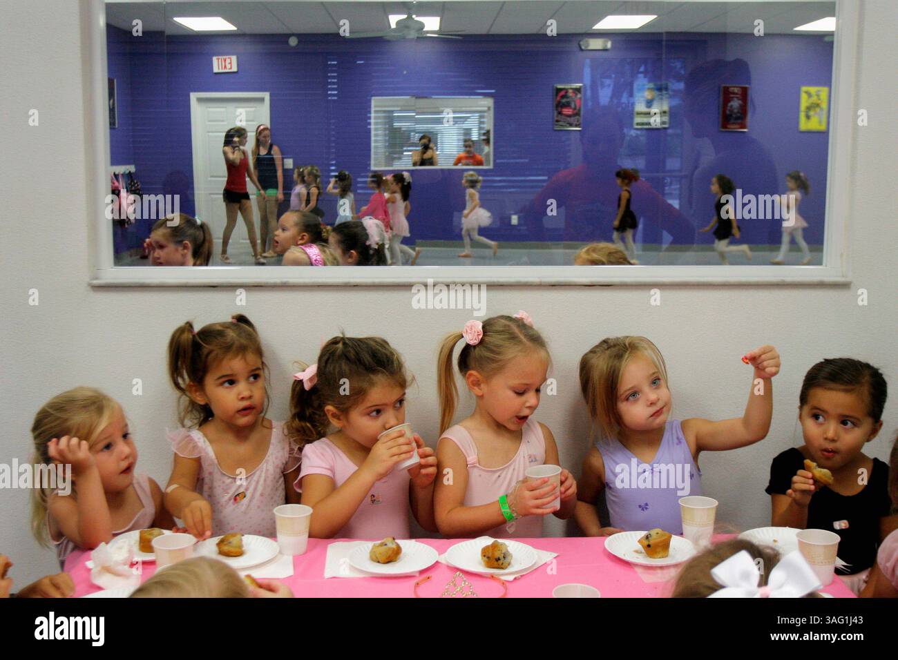 CAPTION: (07/17/2007 Lutz).2 of 6.Elissa Stamper (cq from class list ...