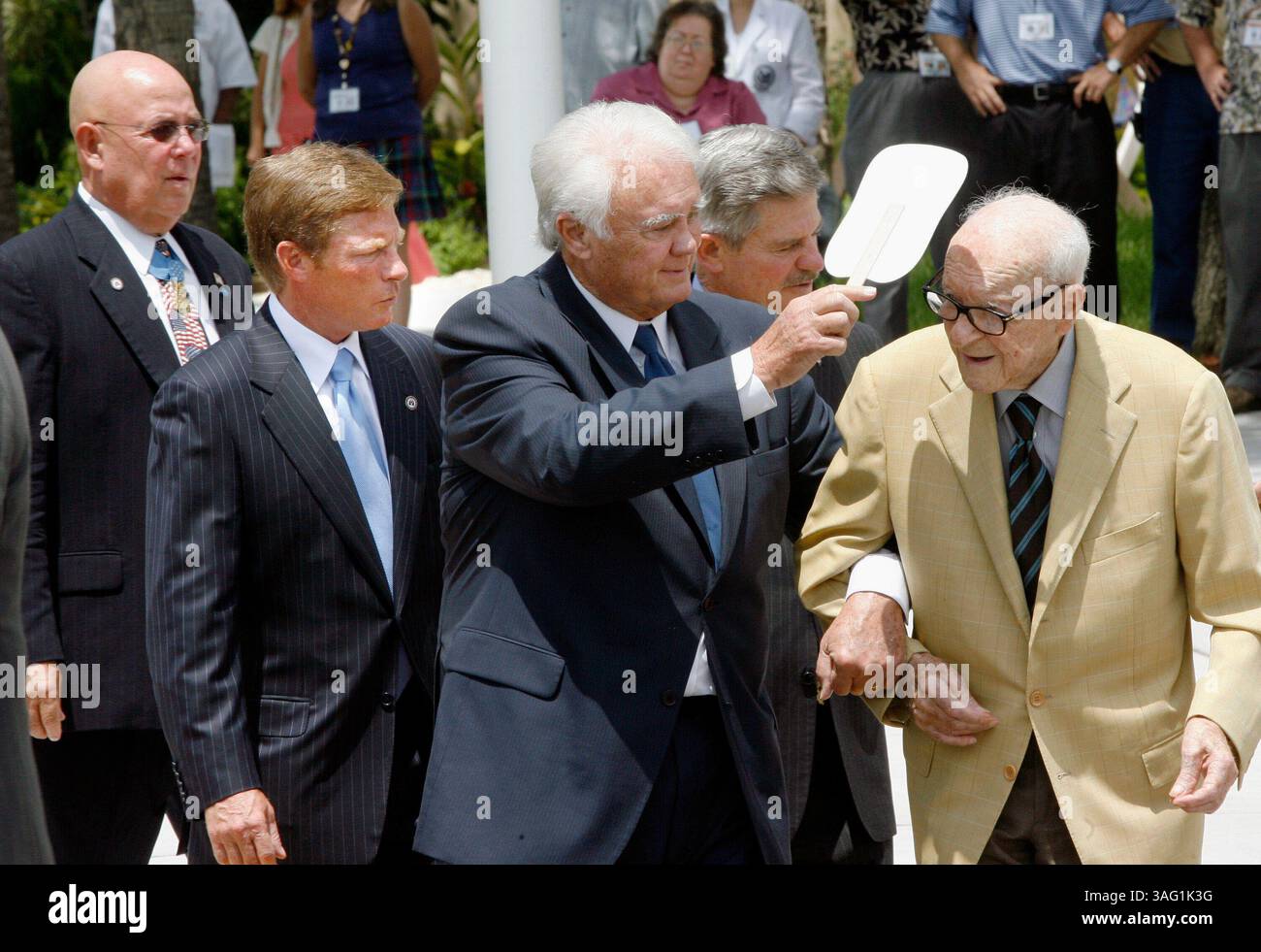 2 of 4.CAPTION (TAMPA - 8/05/07): (2) Congressman C.W. Bill Young (cq ...