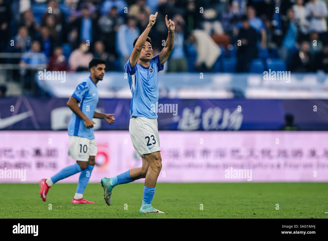 Henan Jiuzu Dukang Football Club defeated Shenzhen Peng City Football ...