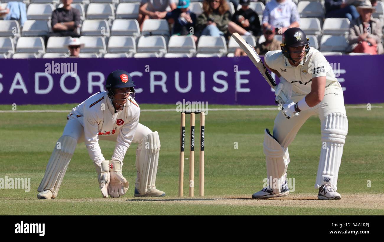 Chelmsford, UK. 07th Apr, 2025. CHELMSFORD, ENGLAND - L-R Essex's ...