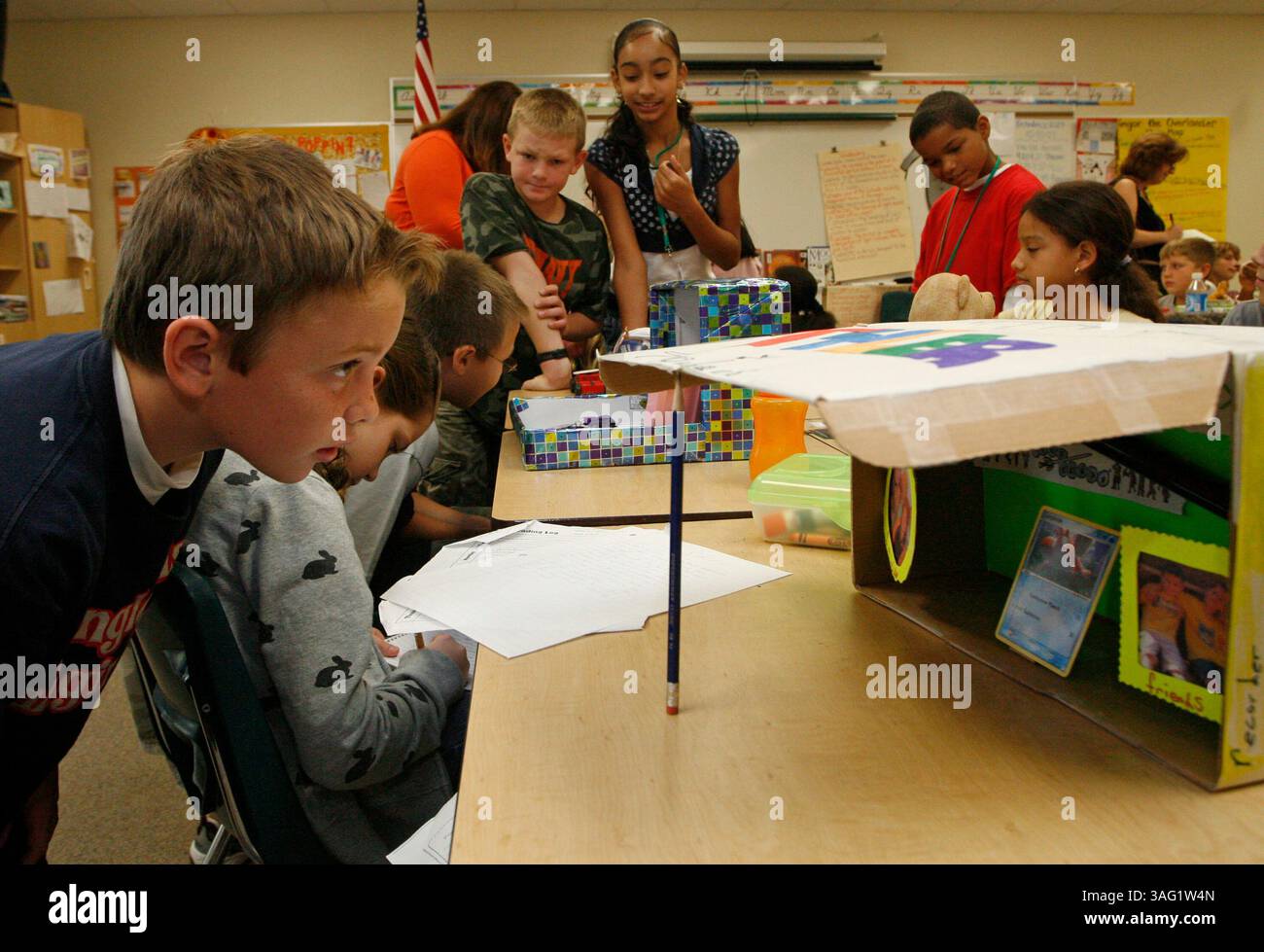 CAPTION: (Land O'Lakes 10/30/2007) Oakstead Elementary School fourth ...