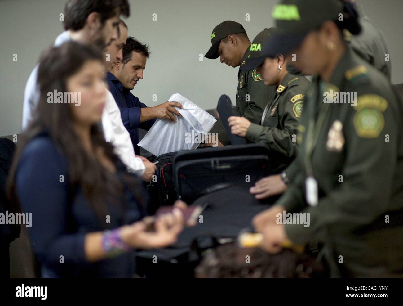 Anti narcotics police officers hi-res stock photography and images - Alamy