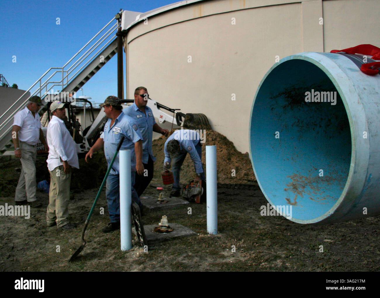 16 inch pipe hi-res stock photography and images - Alamy