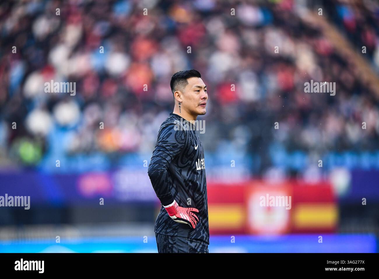 Shandong Taishan Football Club defeated Changchun Yatai Football Club ...