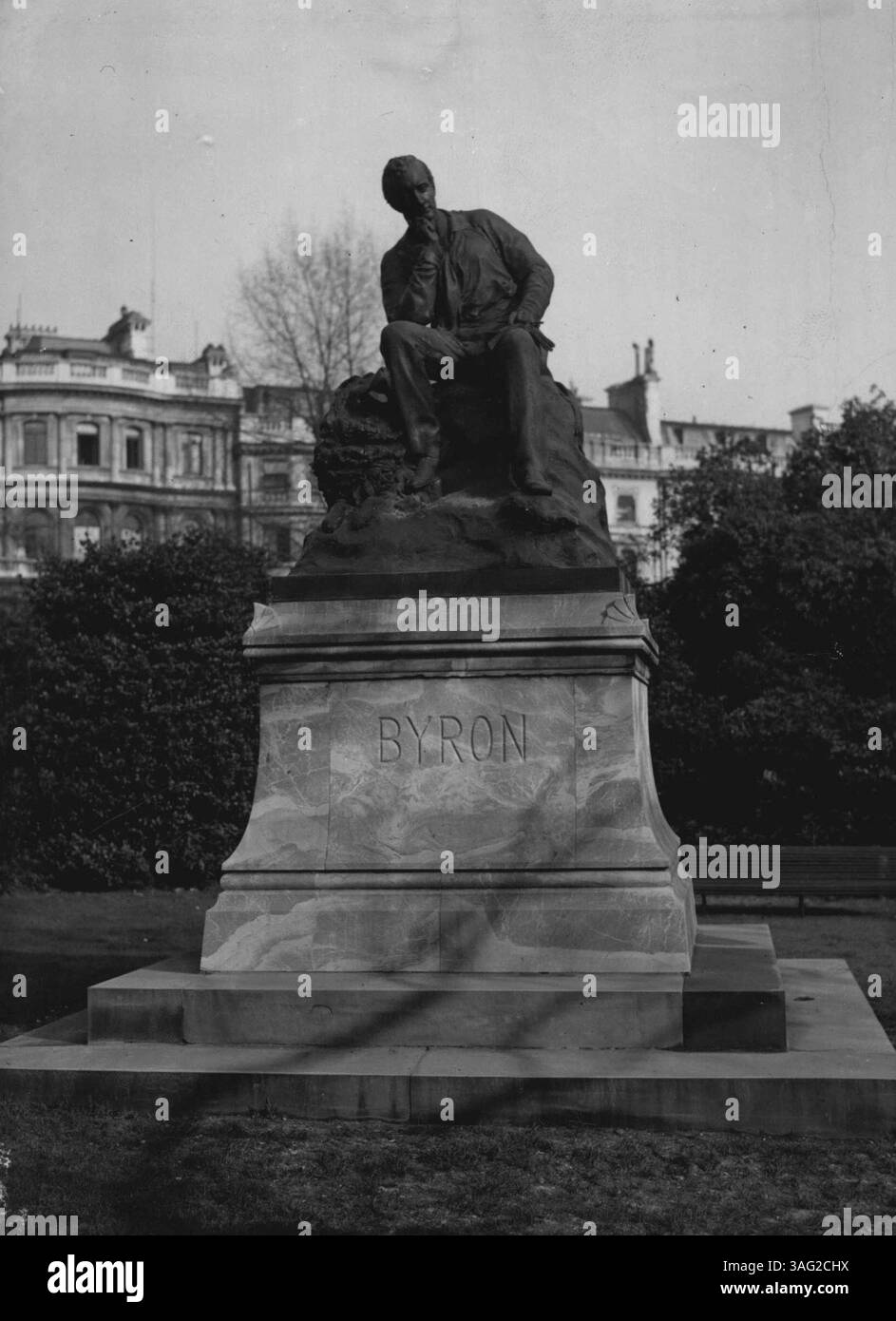 Statue upon Black and White Stock Photos & Images - Alamy