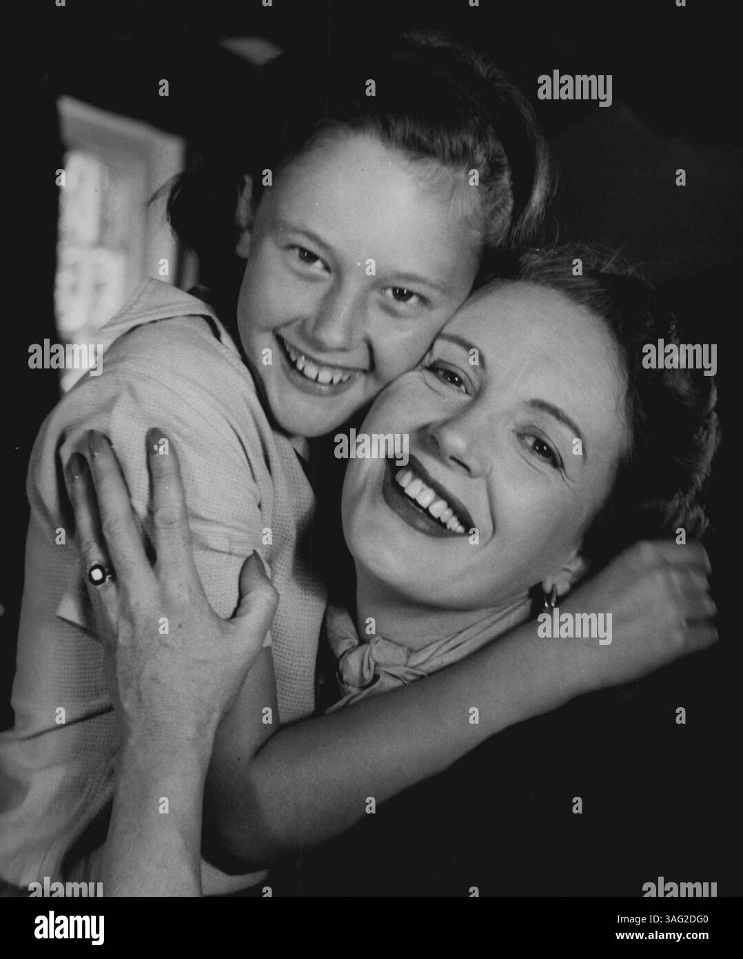Phyllis Calvert and her Daughter The well-known British stage and ...