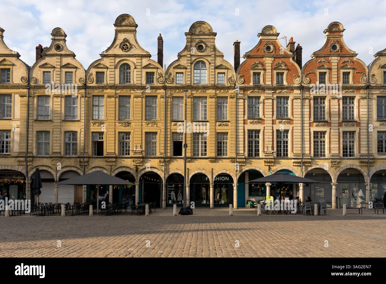 ARRAS, FRANCE - JULY 13, 2023: Beautiful Heroes square, World Heritage ...