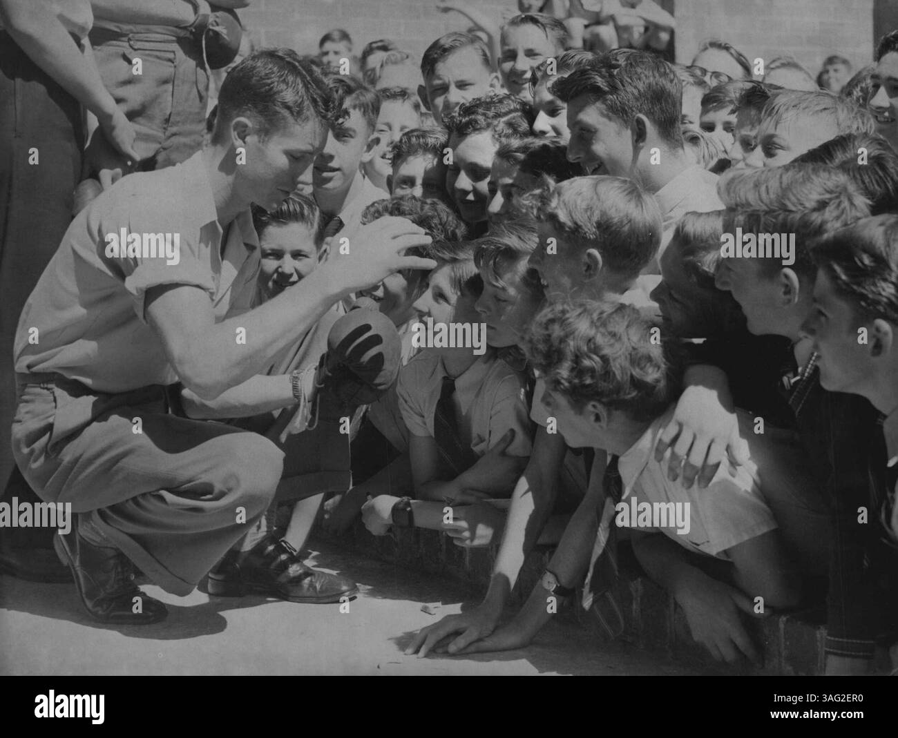Barry Brown - Boxer - Personality. March 23, 1954 Stock Photo - Alamy