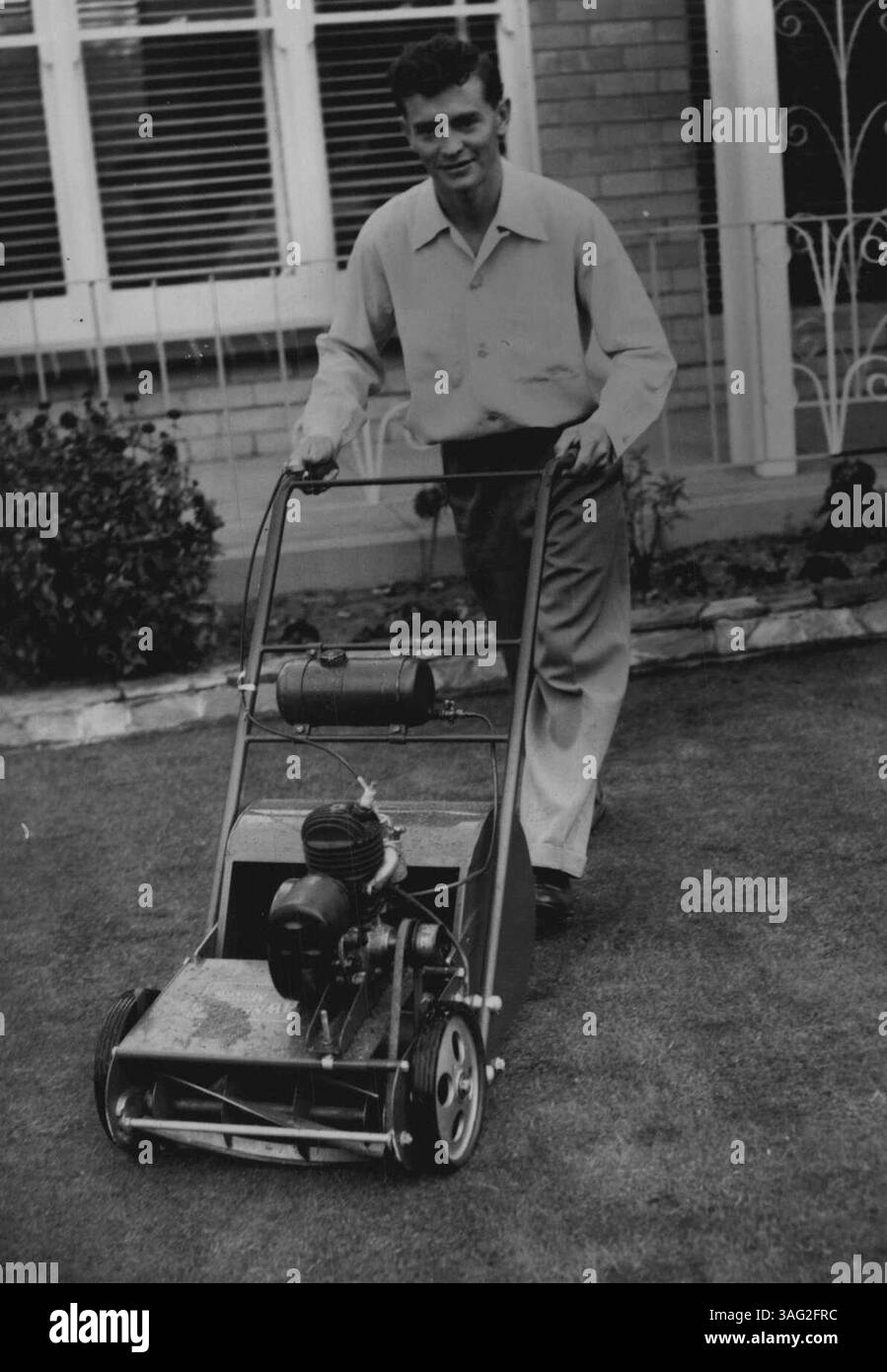 One Of the Last Chores Caulfield Jockey Allan Burton did before he left ...