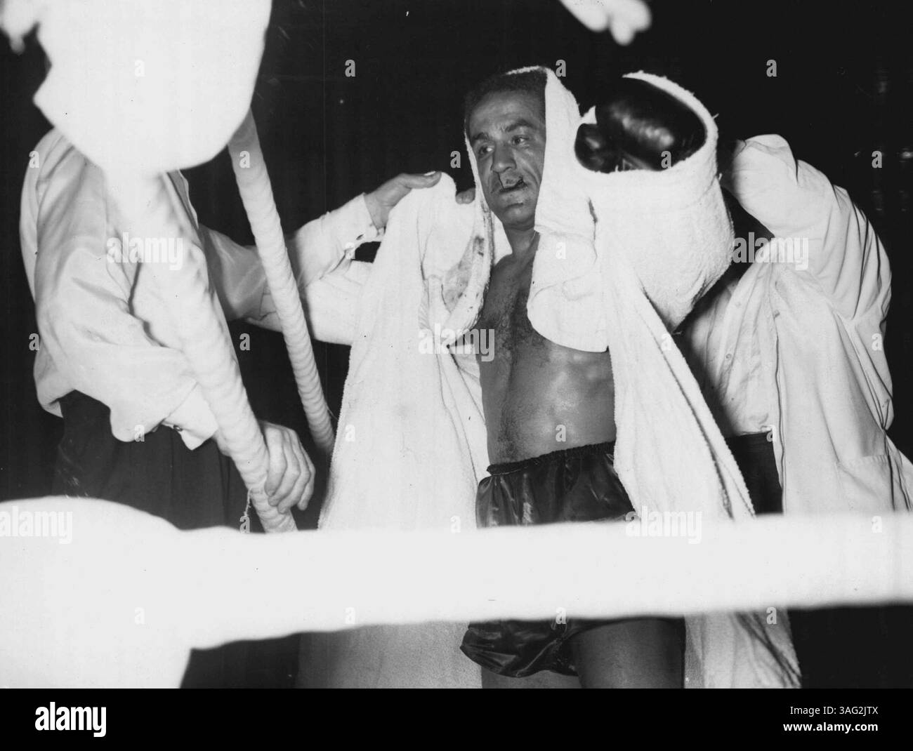 Heavyweight heads Black and White Stock Photos & Images - Alamy