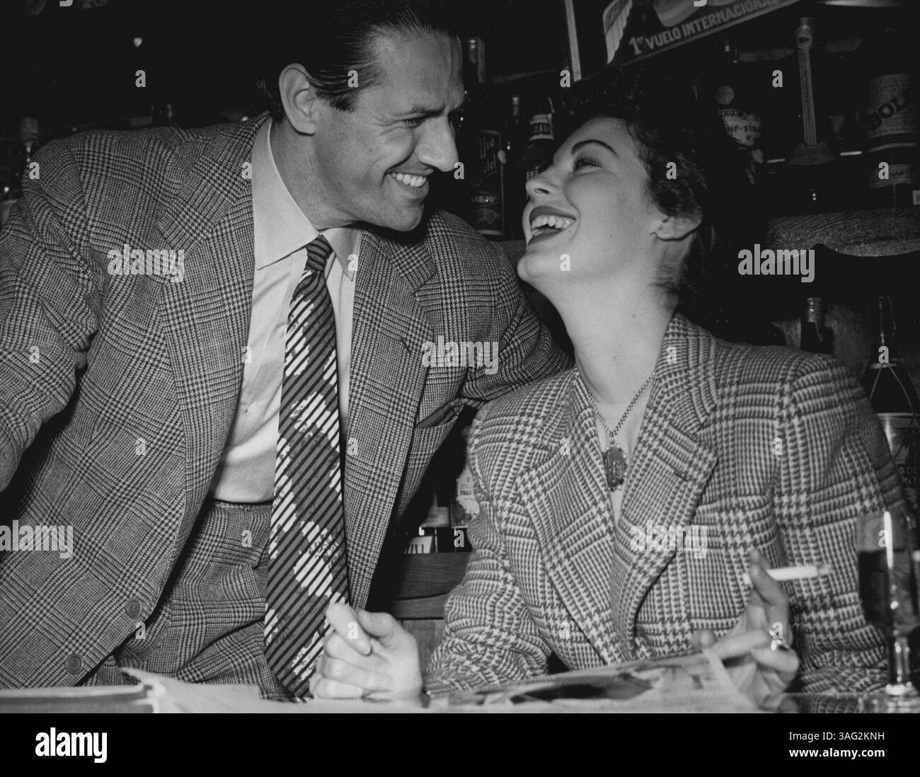 AVA Gardner & Bullfighter Mario Cabre on the set of "Pandora & th ...