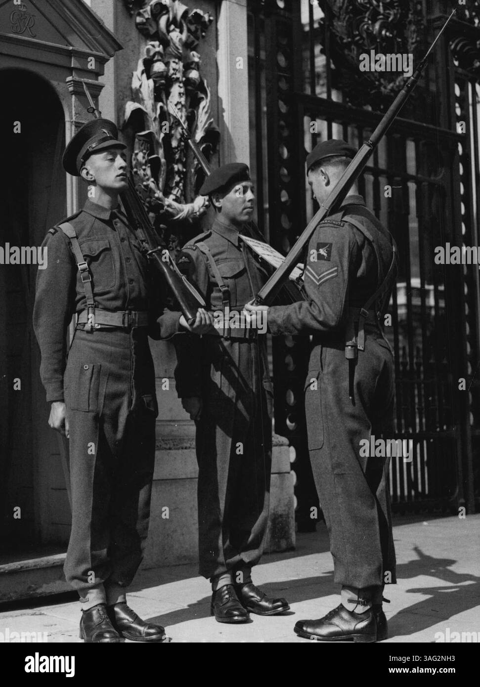 Paratroopers Mount Guard At Palace -- 'New Guard' A Corporal of the ...