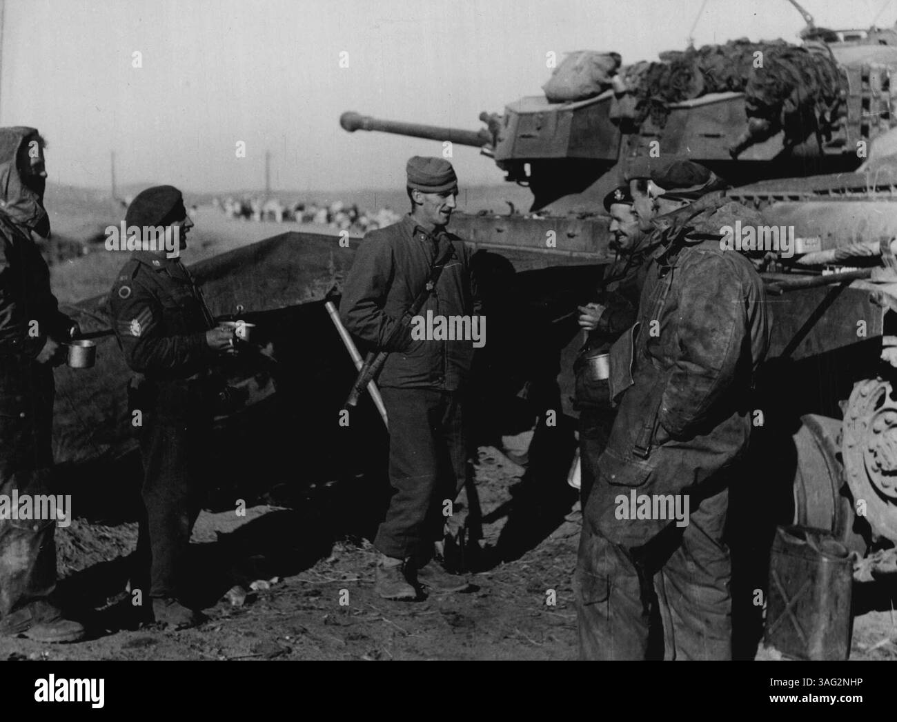 Korean war japan tank Black and White Stock Photos & Images - Alamy