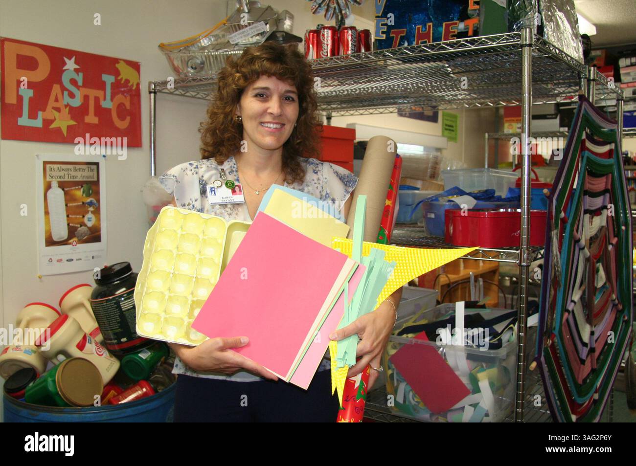Pt 293442 REPO recycle Photo of Pasco Schools' Recycling Coordinator ...