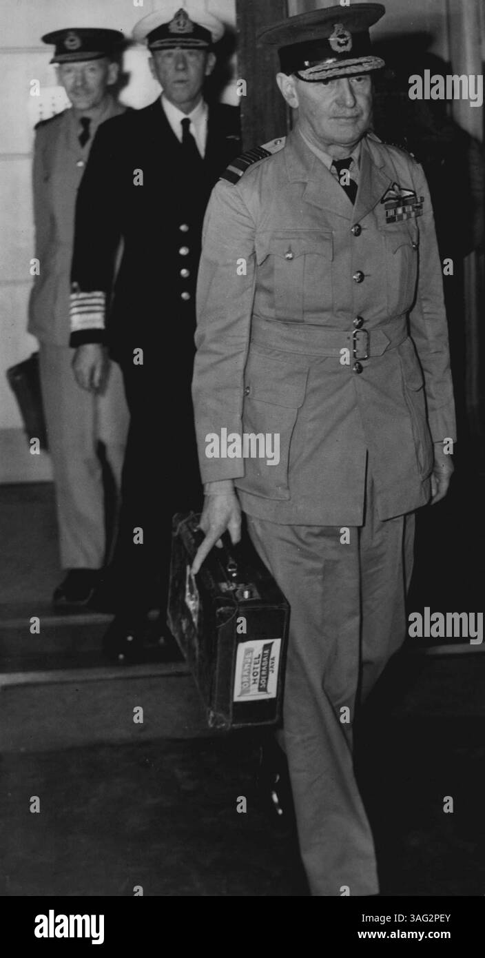 Ad Burnett - Britain. February 19, 1941 Stock Photo - Alamy