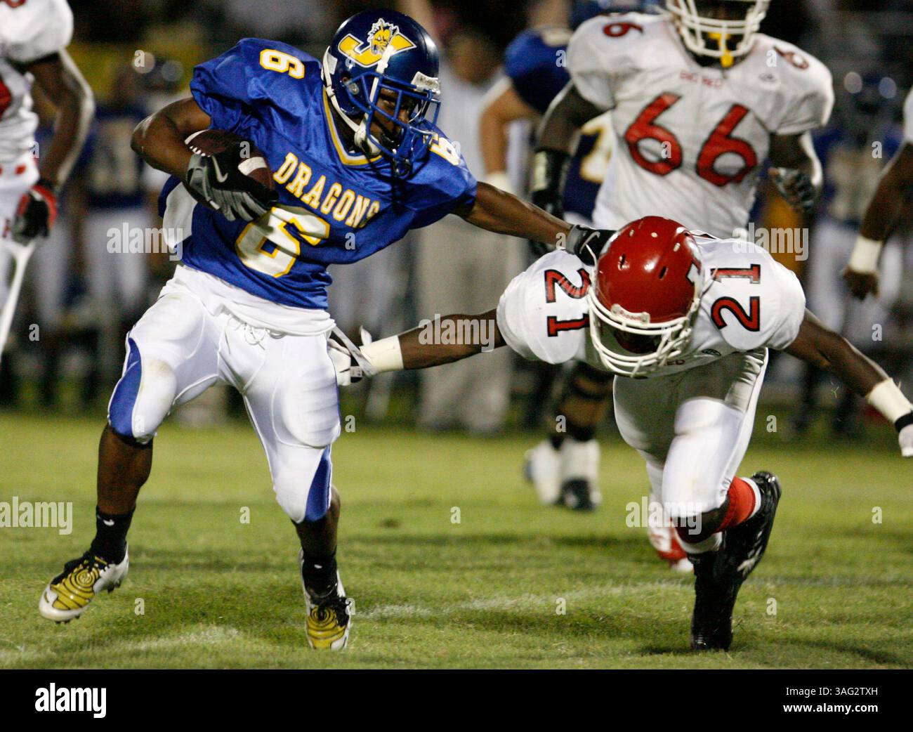 TP 292259 YAMA football 5 of 5 (09/05/2008, Tampa) PHOTO : Jefferson RB ...