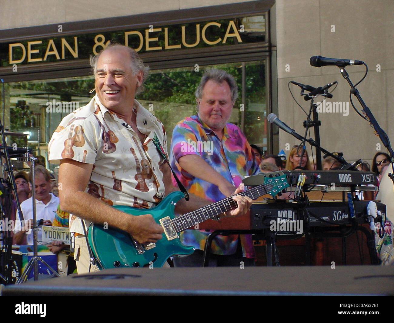 Jul 20, 2001; New York, NY, USA; Singer/songwriter JIMMY BUFFETT ...