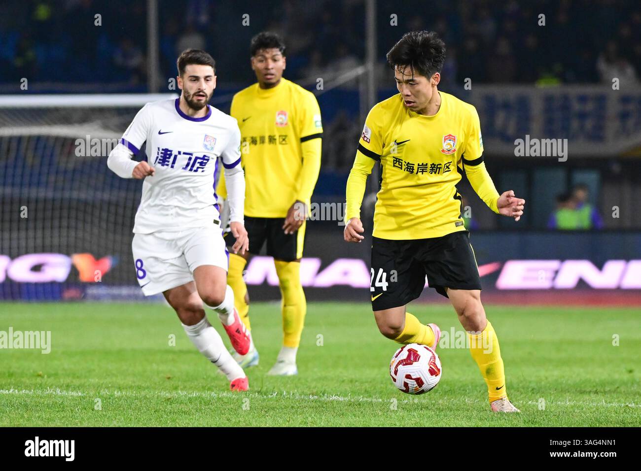 Qingdao West Coast Football Club 2-2 draw Tianjin Jinmen Tiger Football ...