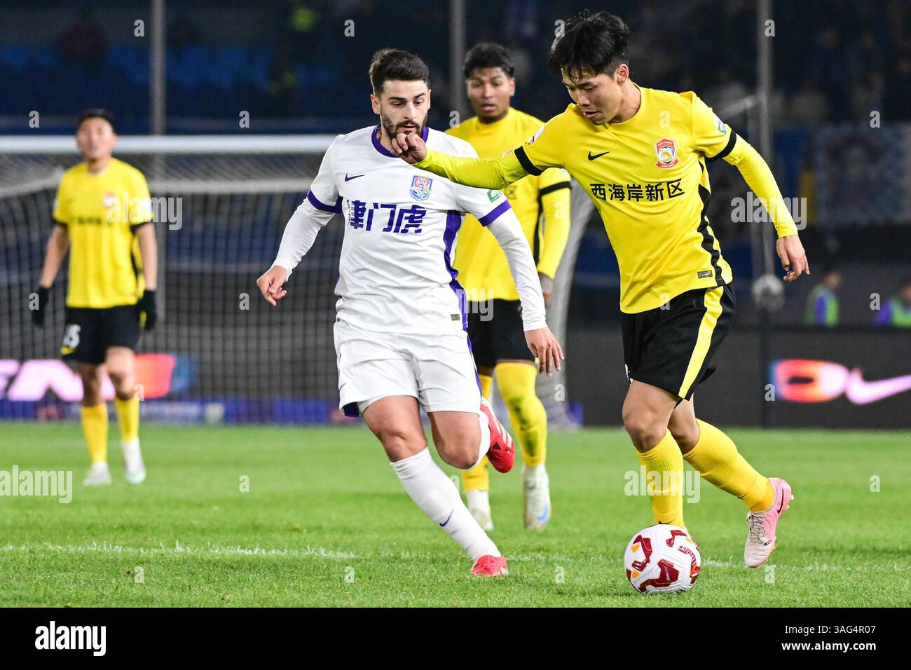 Qingdao West Coast Football Club 2-2 draw Tianjin Jinmen Tiger Football ...
