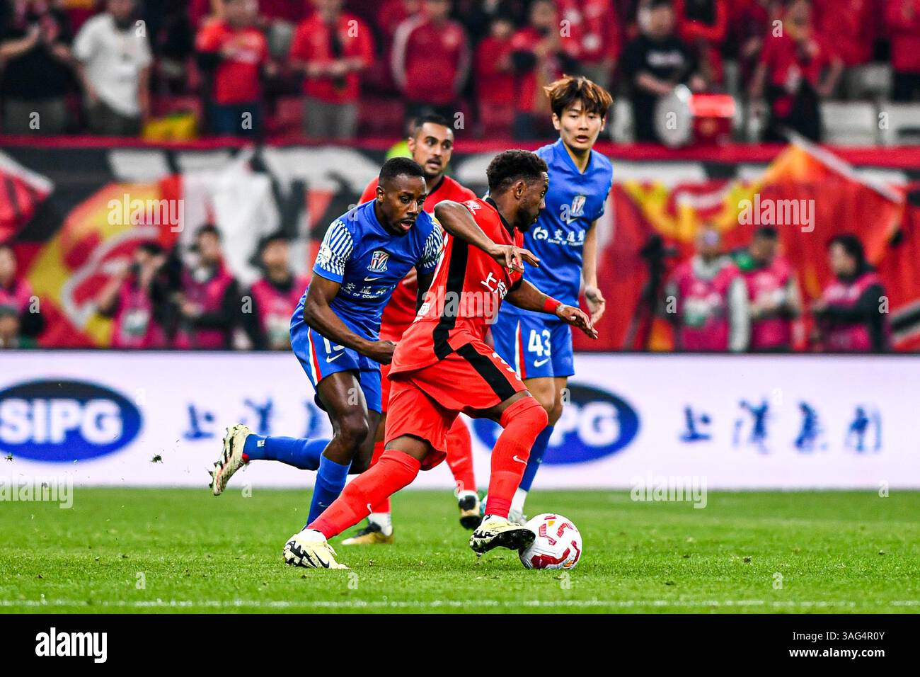 Shanghai Port Football Club 1-1 draw Shanghai Shenhua Football Club at ...