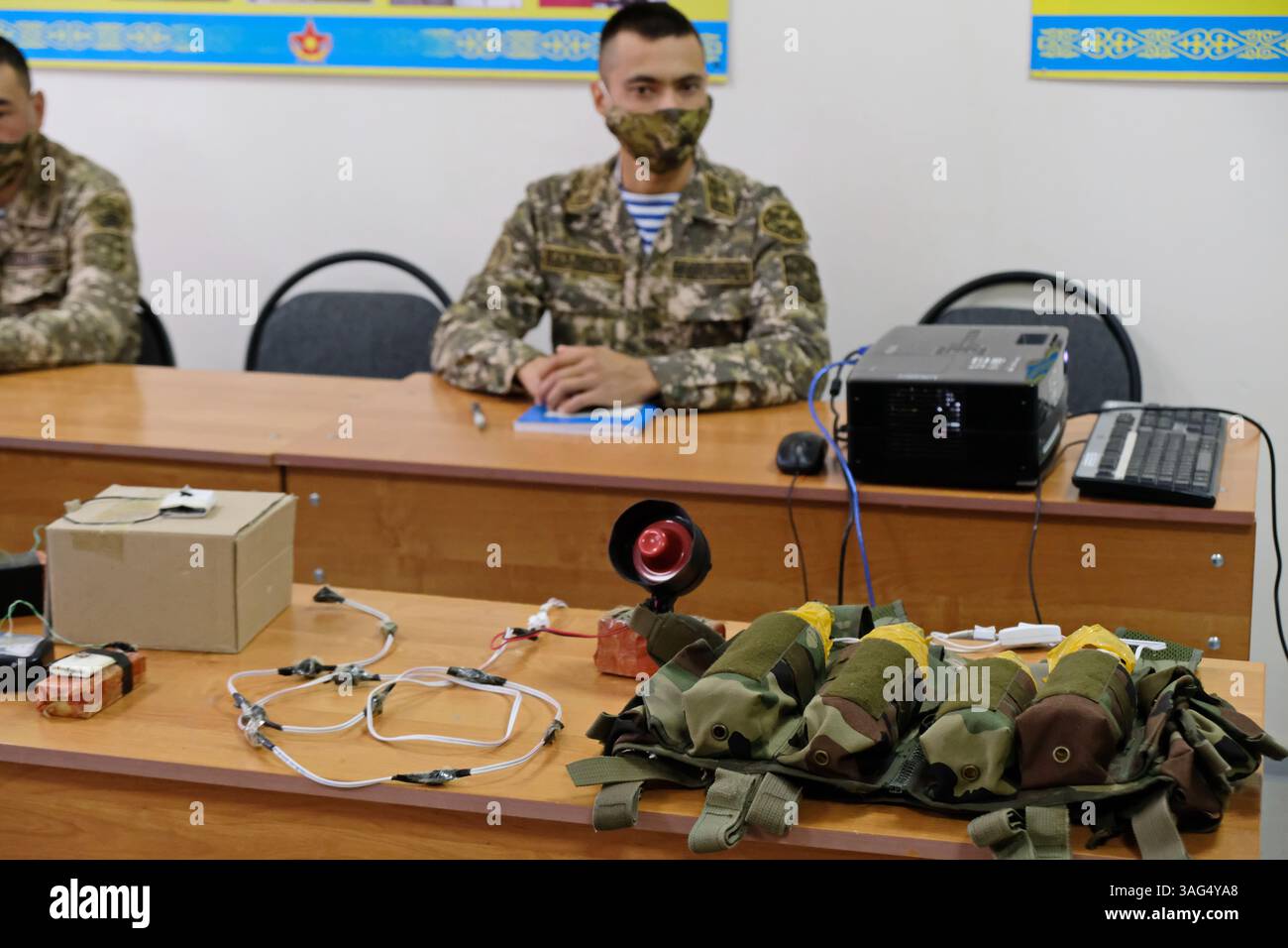 Training and special military exercises of the UN peacekeeping ...