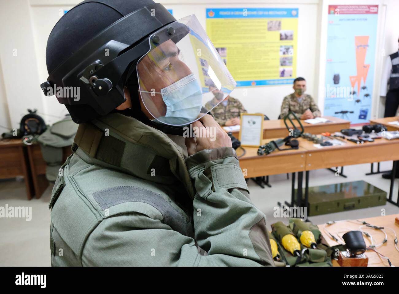 Training and special military exercises of the UN peacekeeping ...