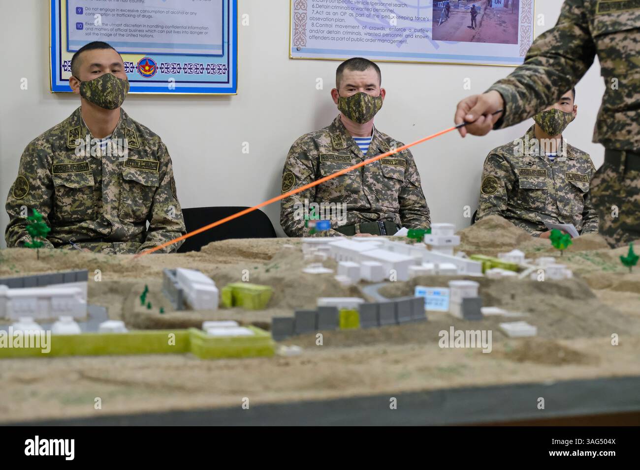 Training and special military exercises of the UN peacekeeping ...