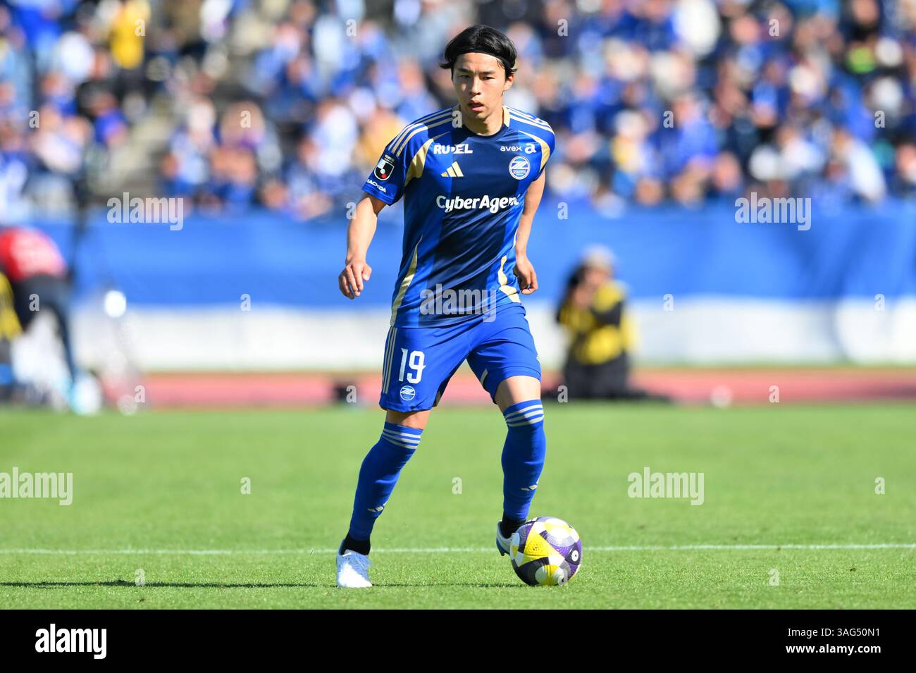 Tokyo, Japan. 6th Apr, 2025. FC Machida Zelvia's Yuta Nakayama during the 2025 J1 League match ...