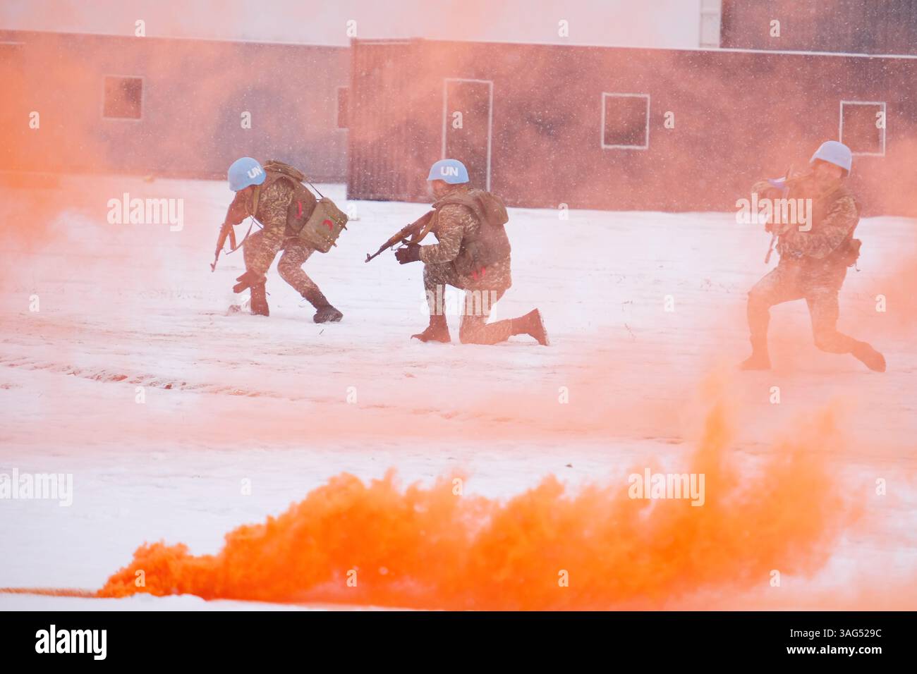 Training and special military exercises of the UN peacekeeping ...
