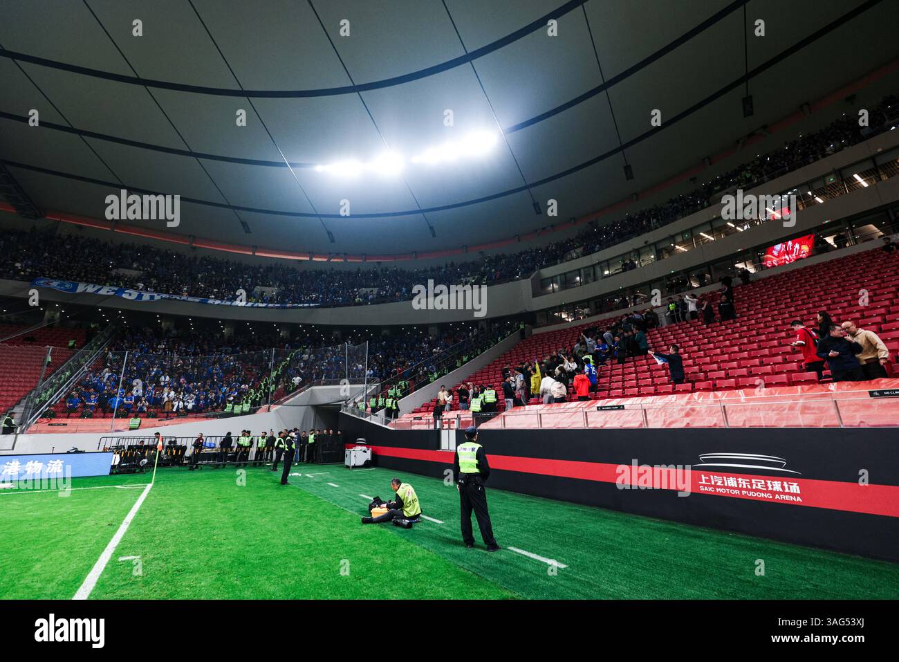 Shanghai Port Football Club 1-1 draw Shanghai Shenhua Football Club at ...