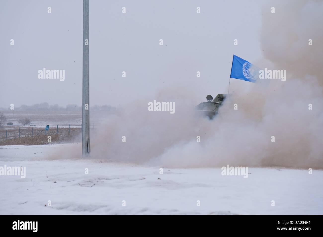 Training and special military exercises of the UN peacekeeping ...