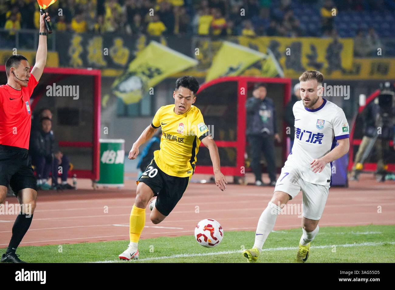 Qingdao West Coast Football Club 2-2 draw Tianjin Jinmen Tiger Football ...