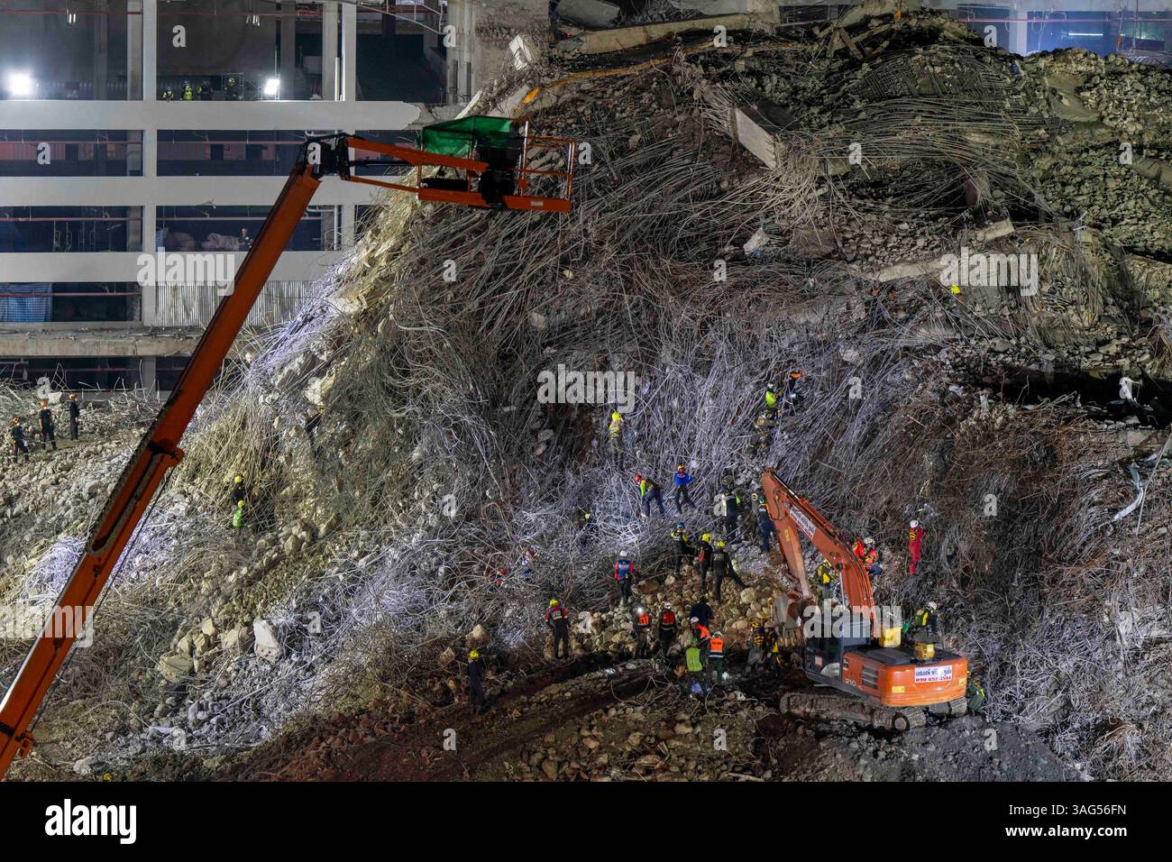 April 8, 2025, Bangkok, Bangkok, Thailand: Search and rescue workers ...