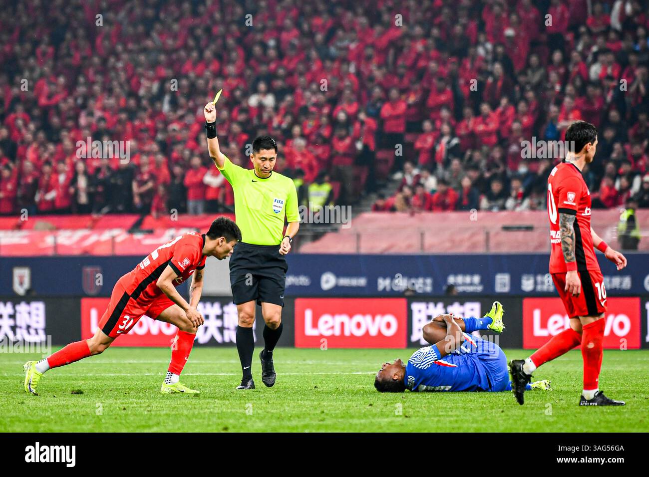 Shanghai Port Football Club 1-1 draw Shanghai Shenhua Football Club at ...