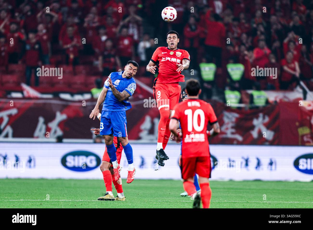 Shanghai Port Football Club 1-1 draw Shanghai Shenhua Football Club at ...
