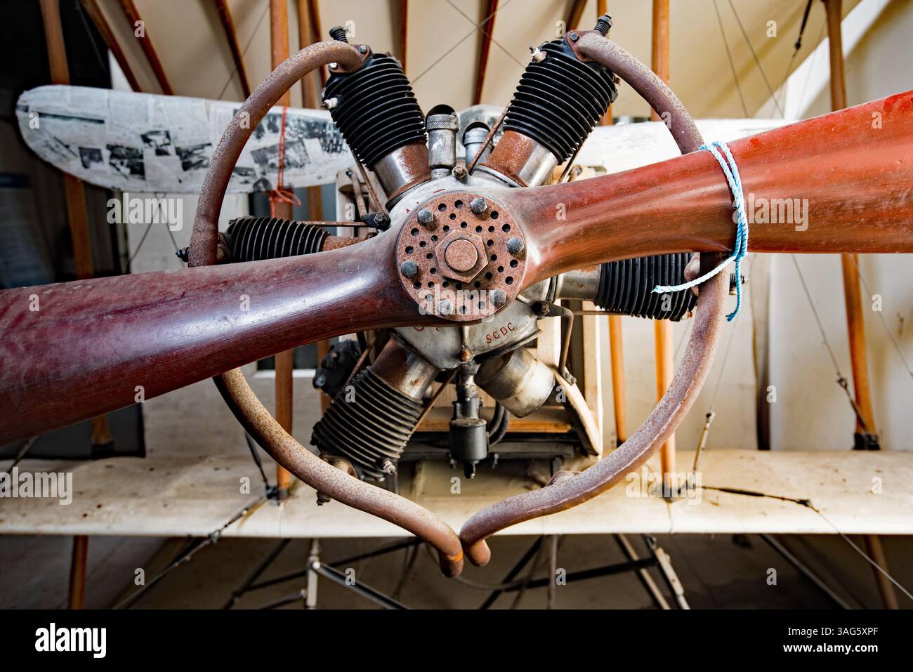 Anzac cylinder engine hi-res stock photography and images - Alamy