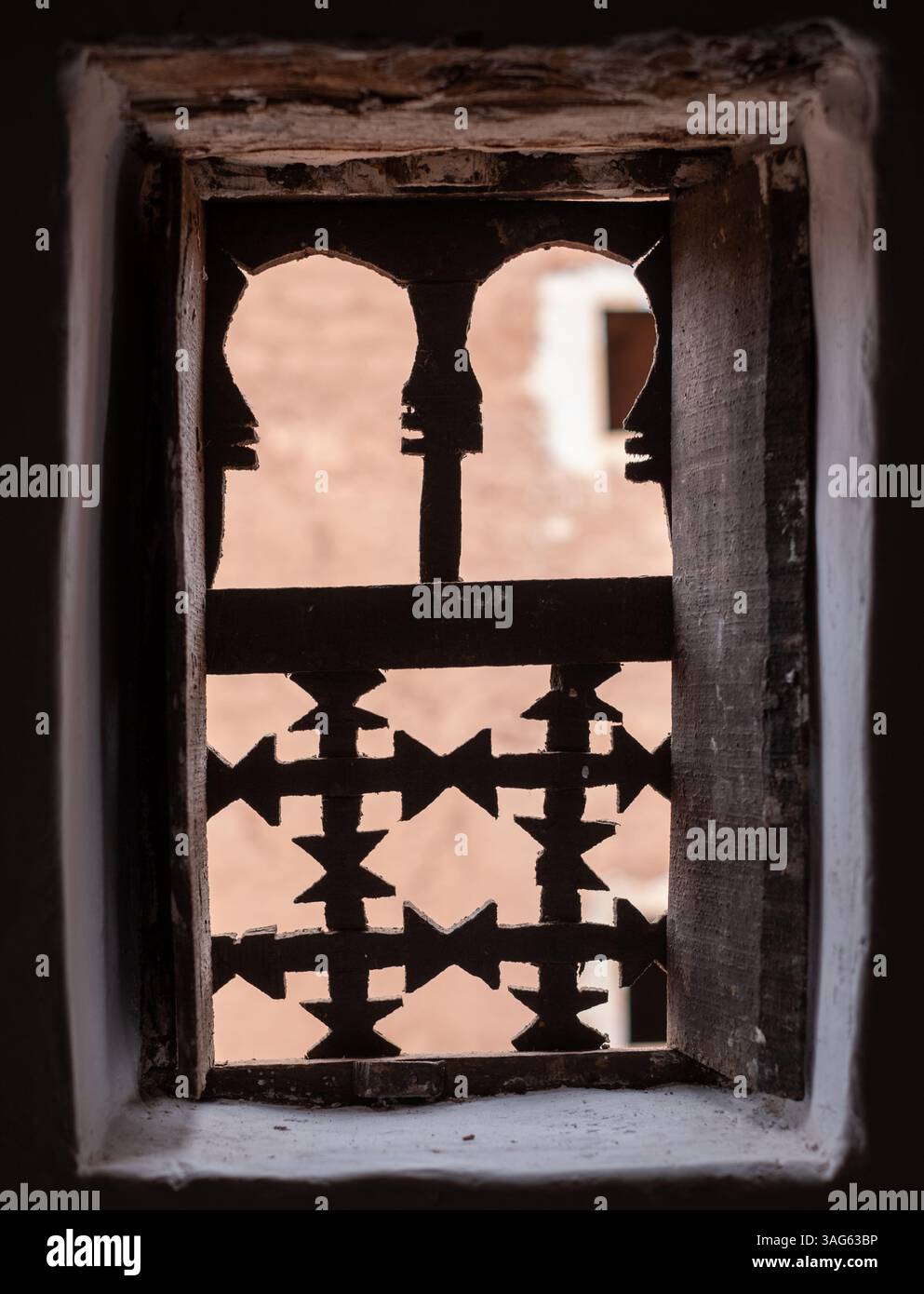 Window in Jewish synagogue in Ouarzazate, Morocco, historic trading ...
