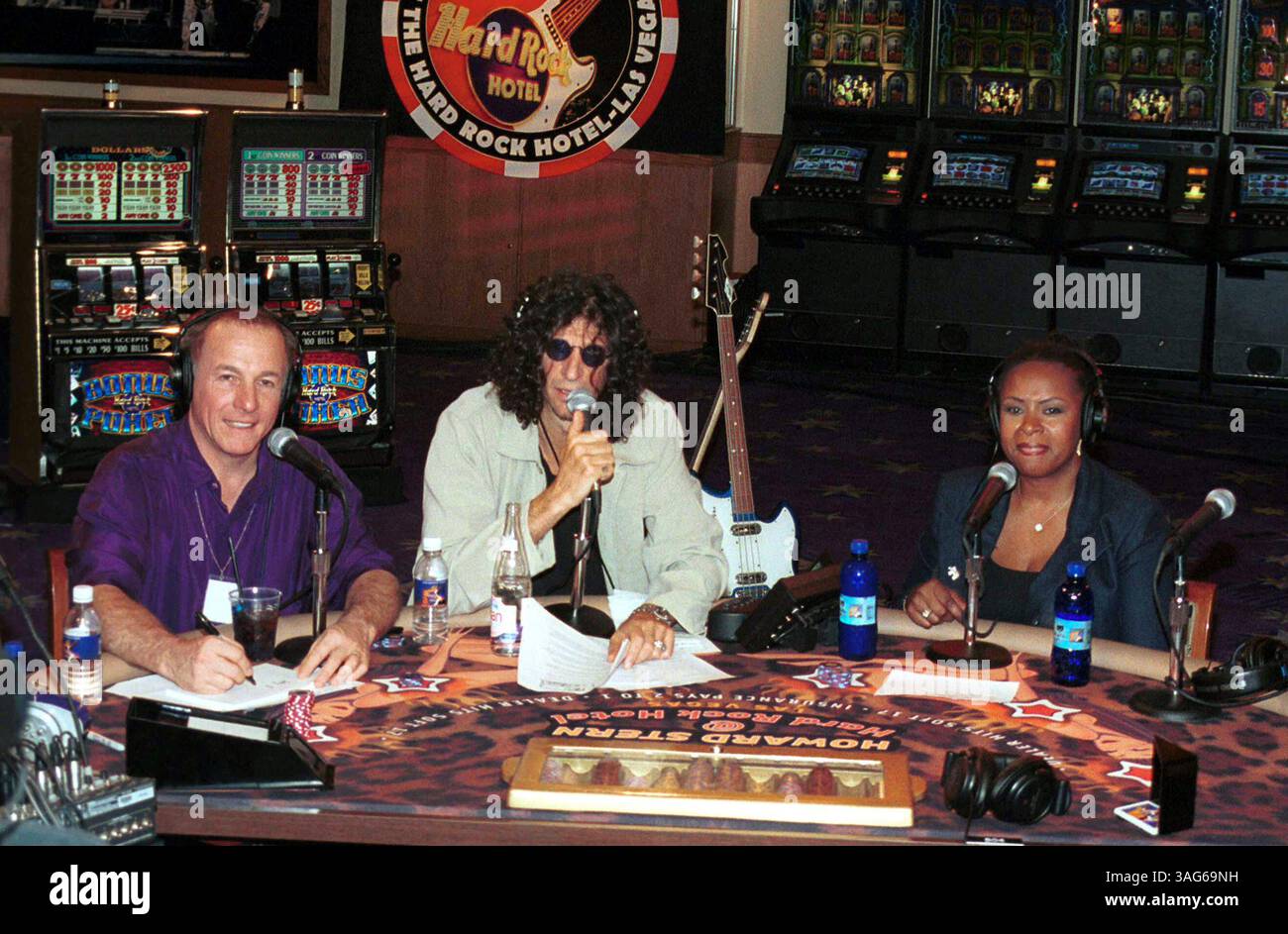 Jan 28, 2001; Las Vegas, NV, USA; Shock jock HOWARD STERN, sidekick ...