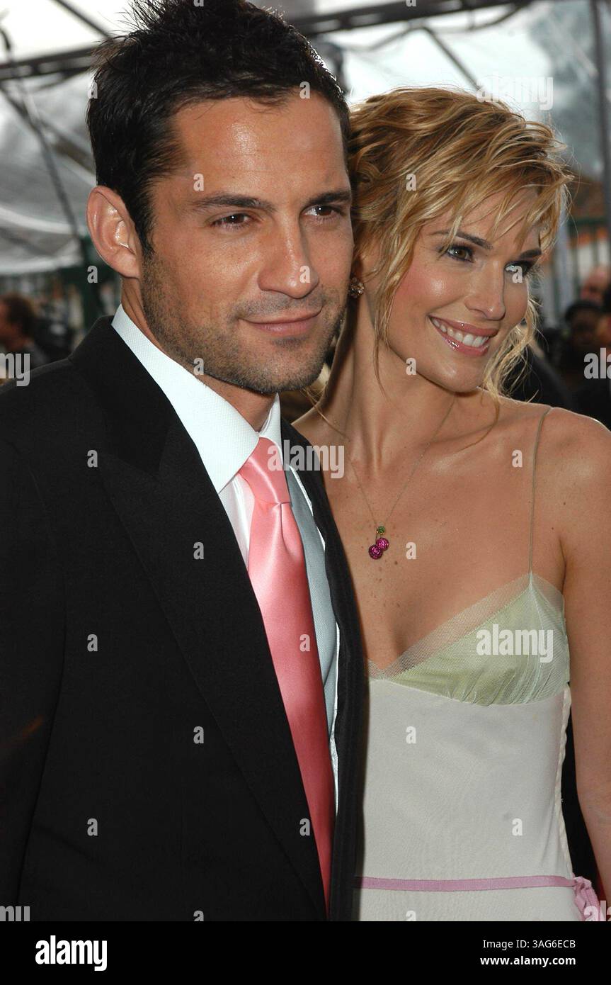 Feb 22, 2004; Los Angeles, CA, USA; Actress model MOLLY SIMS and ...