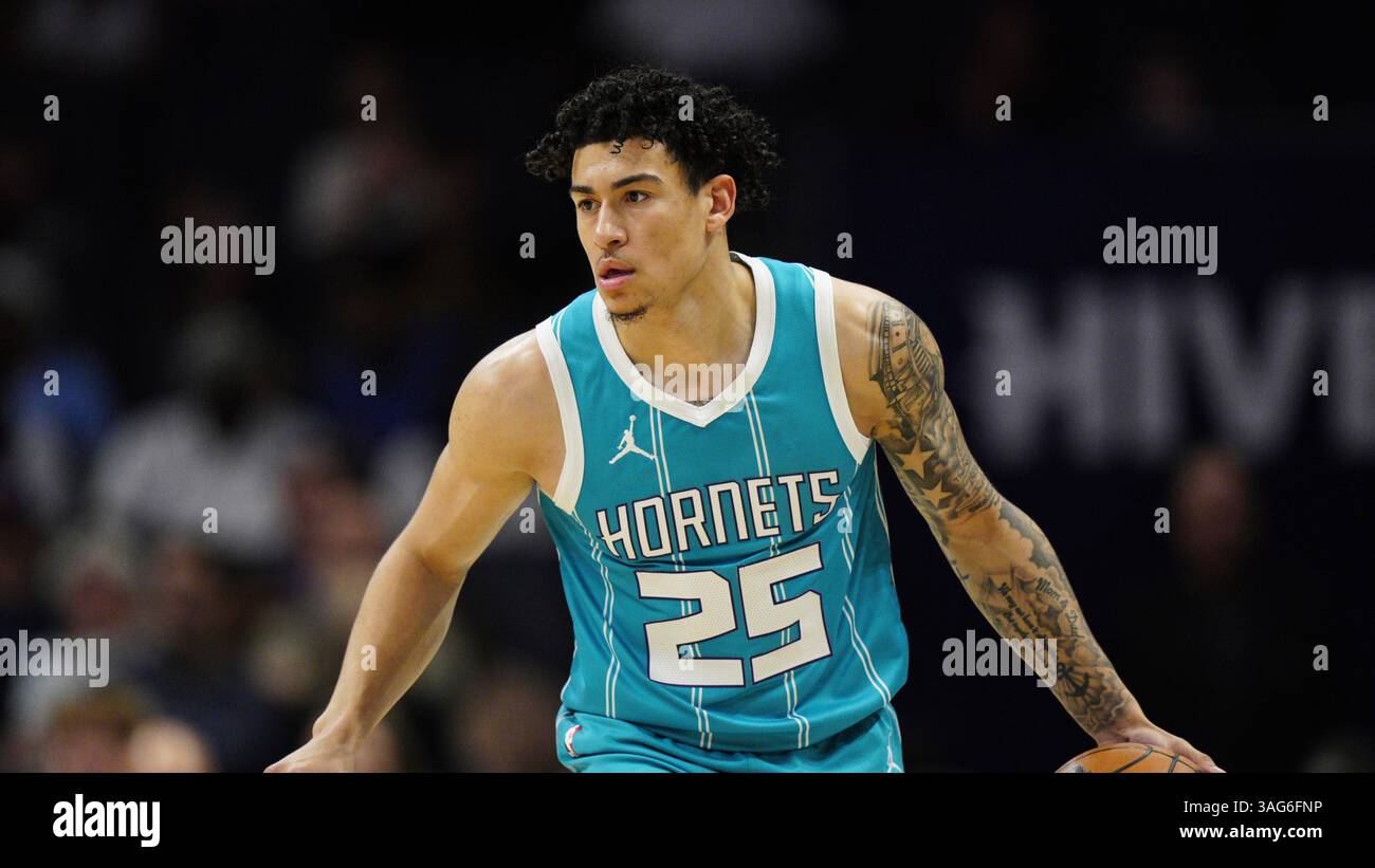 Charlotte Hornets guard KJ Simpson (25) brings the ball up court ...