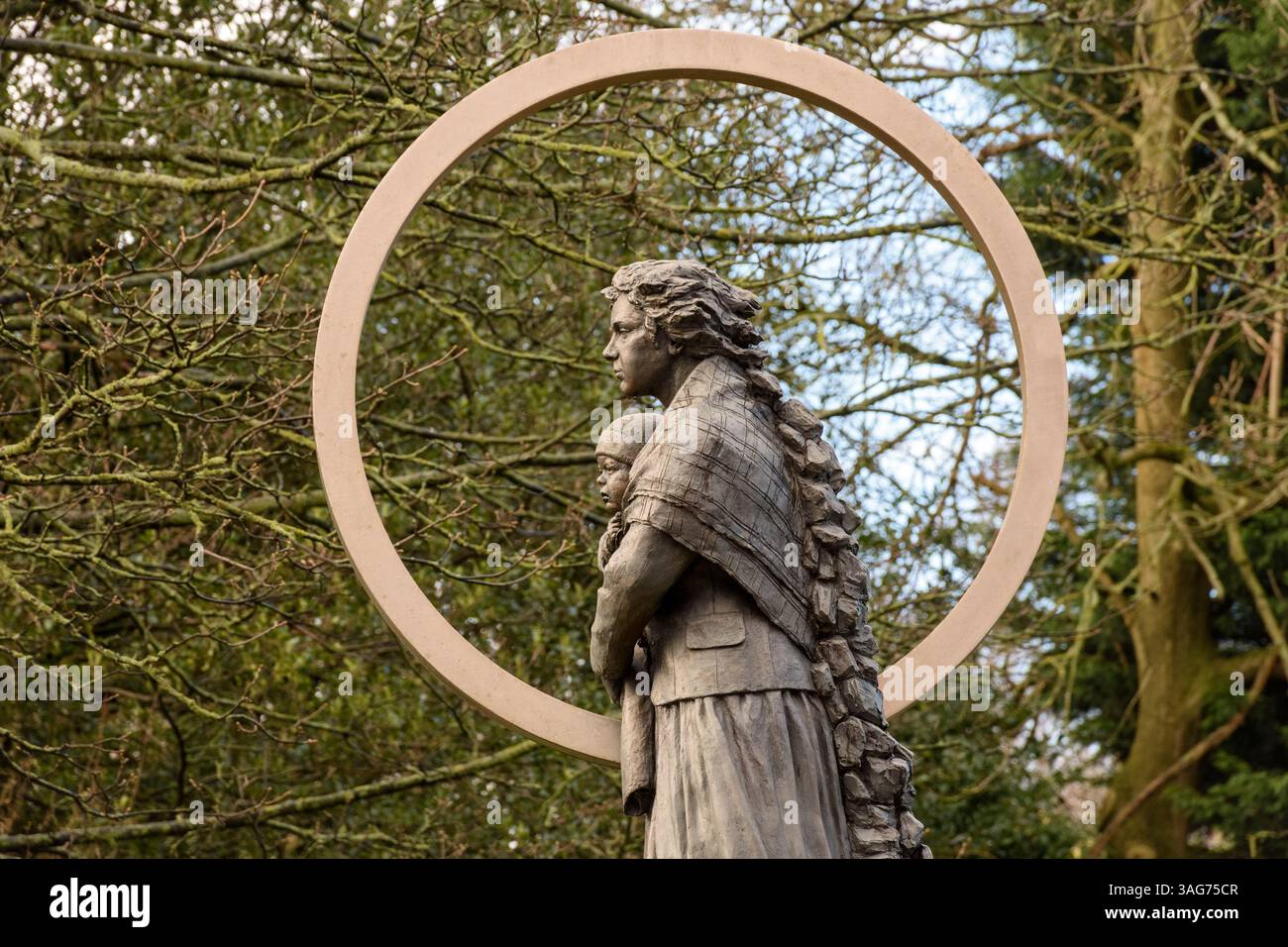 Sculpture, by Graham Ibbeson, commemorating the 1866 Oaks Colliery ...