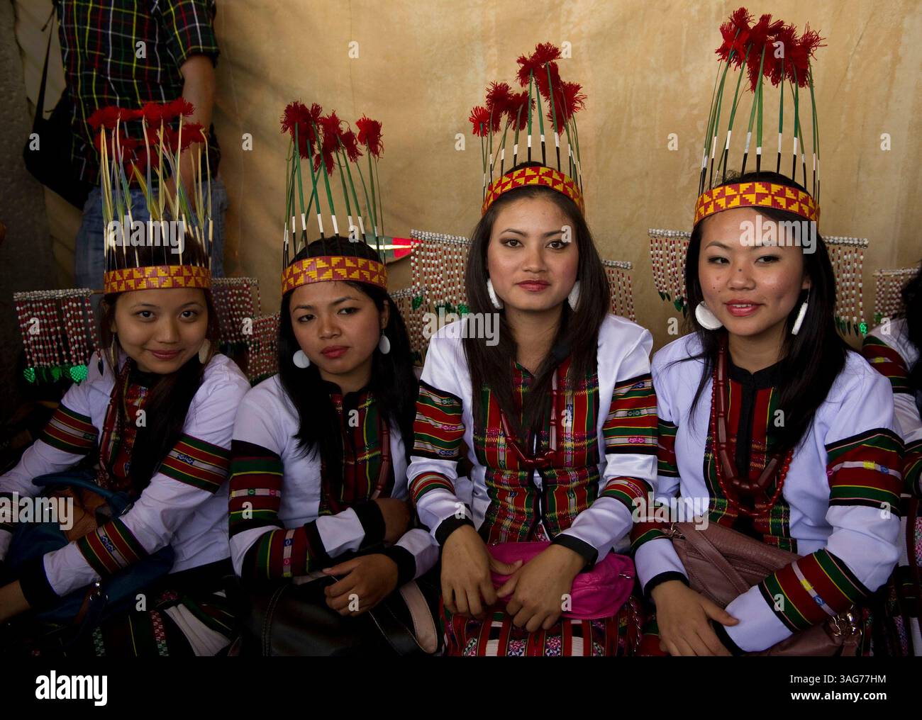 Mizo traditional dress hi-res stock photography and images - Alamy