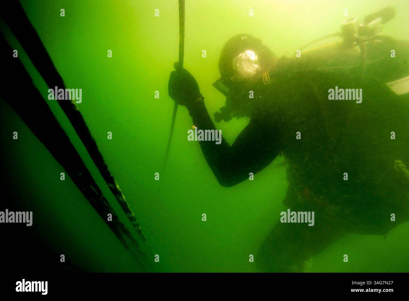 Fleet diving unit 2 hi-res stock photography and images - Alamy